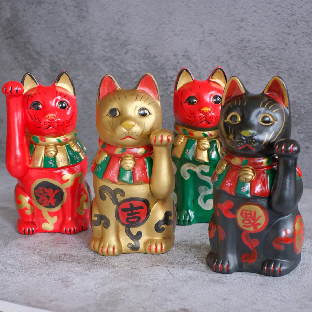 Setoyaki Kikkou Koshoku Taisho Maneki Neko Beckoning Cat - Medium ...