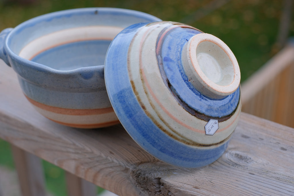 Saji Touki Iga-yaki Candy Swirl Personal Size Donabe Clay Pot with Bow ...